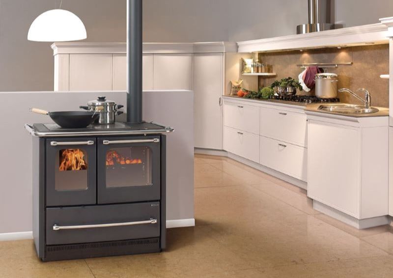 Italian wood cooker stove La Nordica Sovrana, 7.5kW – Best Price & Free ...